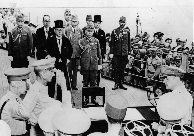 Rebuilding Japan After WWII at emaze Presentation