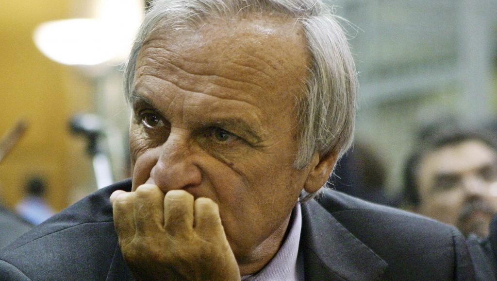 THE PARMALAT SCANDAL at emaze Presentation