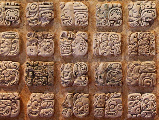 Evolución de la escritura y los medios comunicativos on emaze