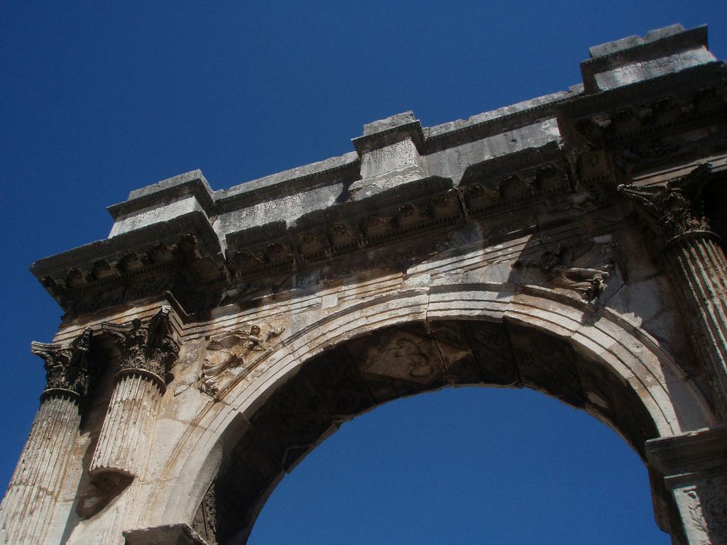 Untitled at emaze Presentation