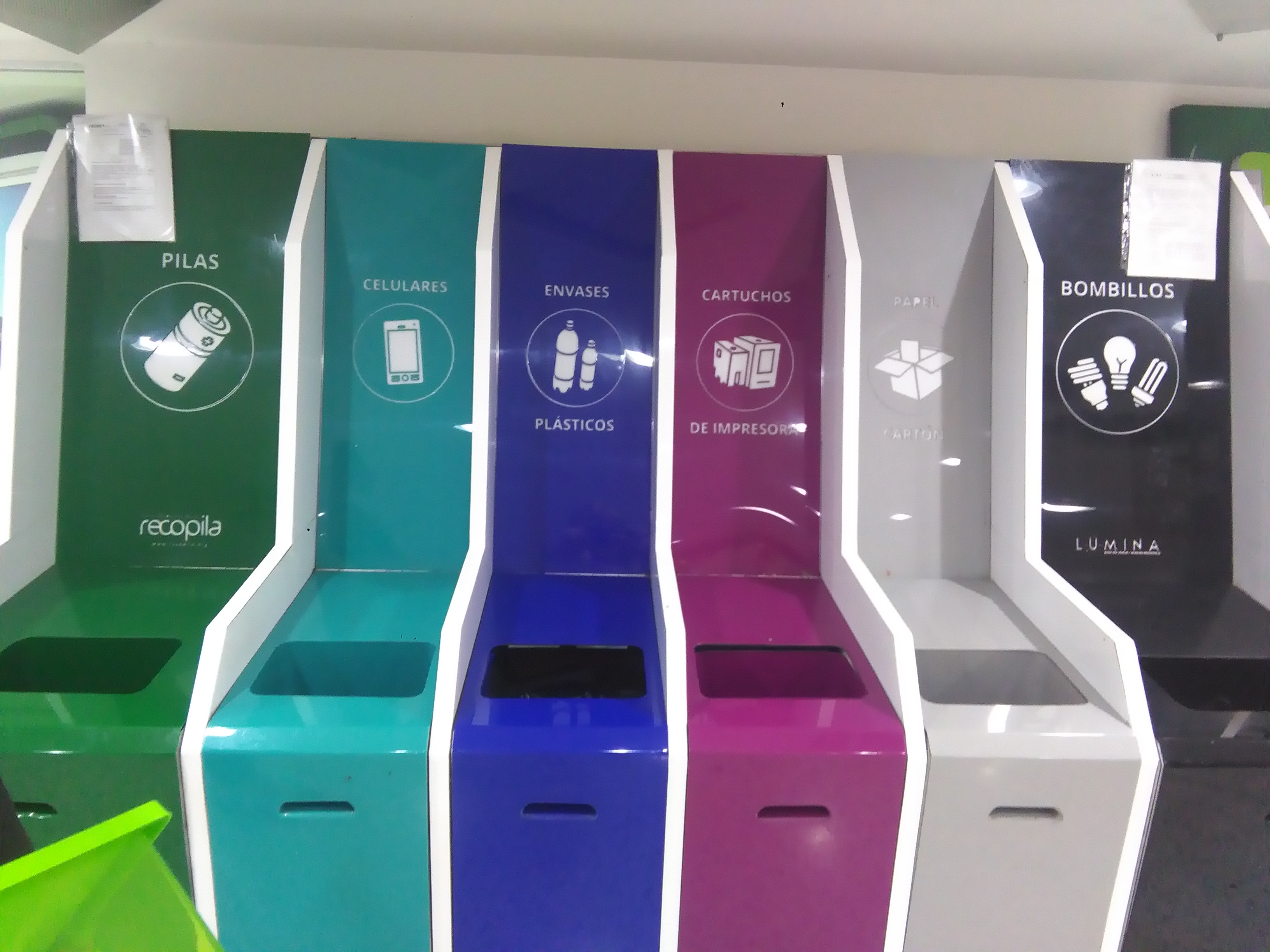 Ecocolor at emaze Presentation