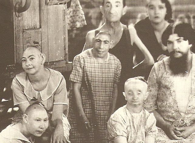 Freak Shows on emaze