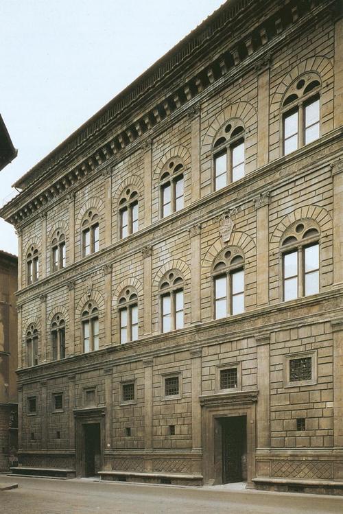 Palazzo Rucellai on emaze