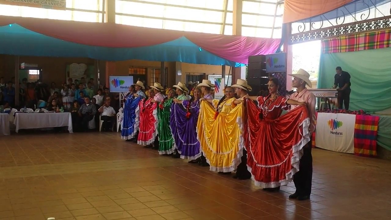 Focus at emaze Presentation