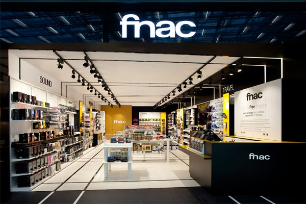 FNAC at emaze Presentation