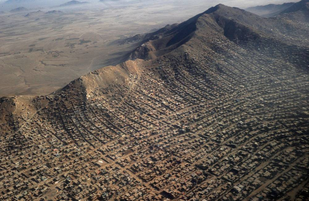 Geographical conflict at emaze Presentation