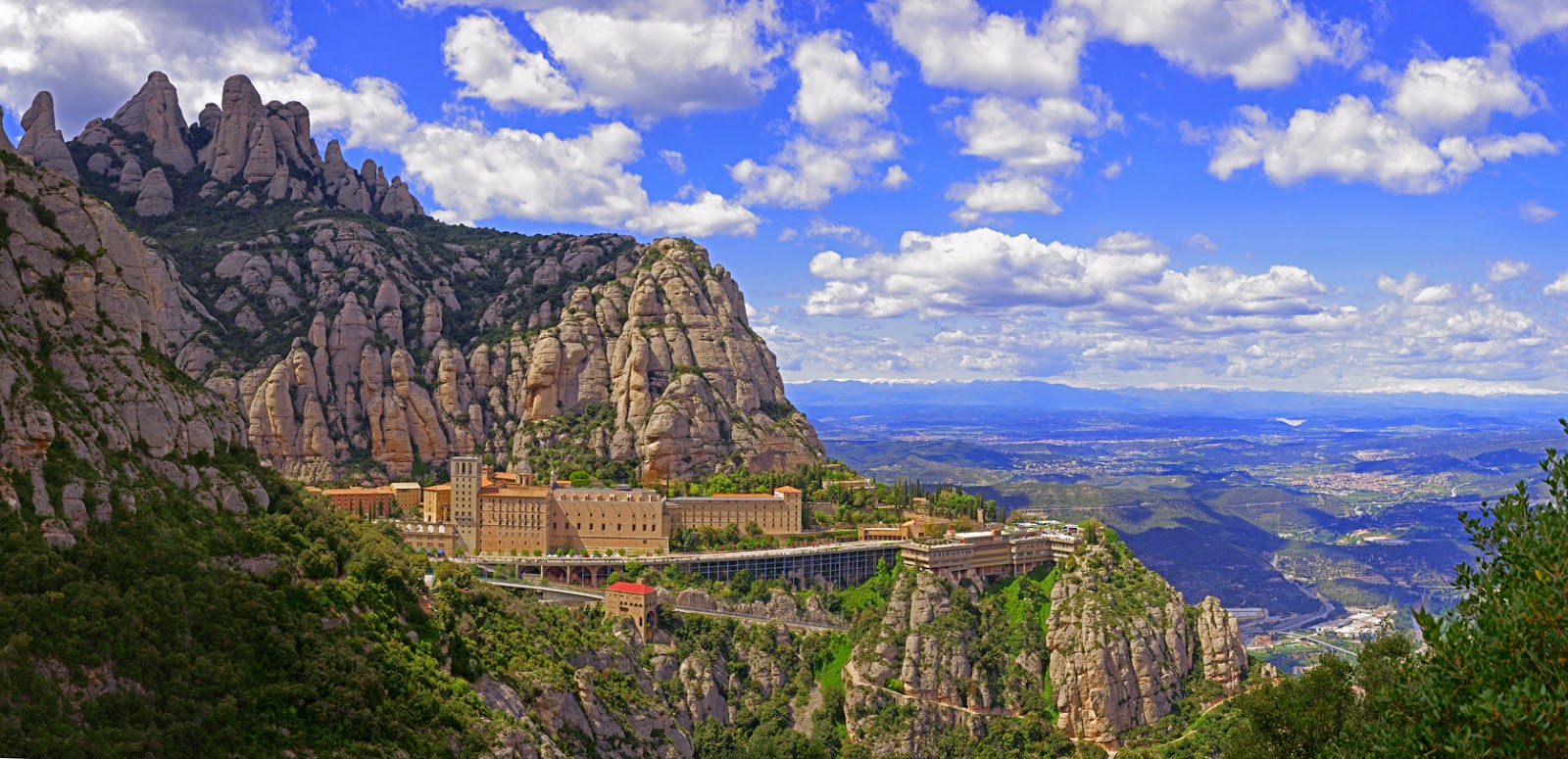 Catalonia - A cultural experience on emaze