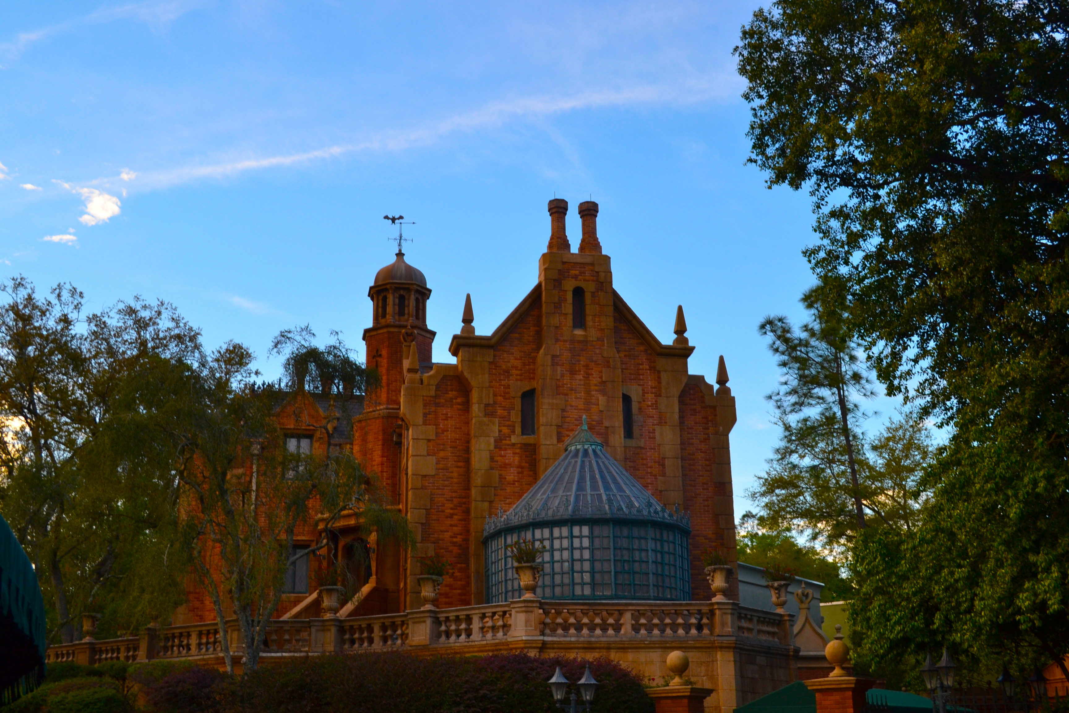 Disney's Haunted Mansion at emaze Presentation