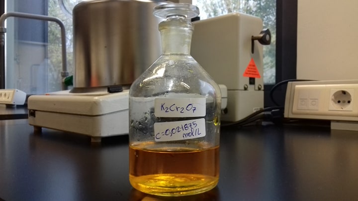 DICROMATOMETRIA at emaze Presentation