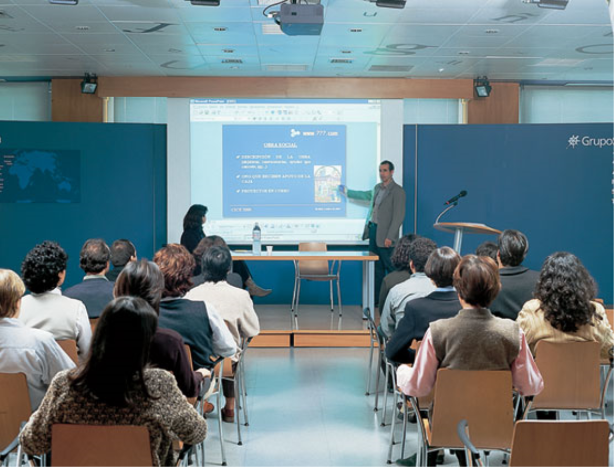 Tecnicas y organizacion de una exposicion oral grupal o individual on emaze