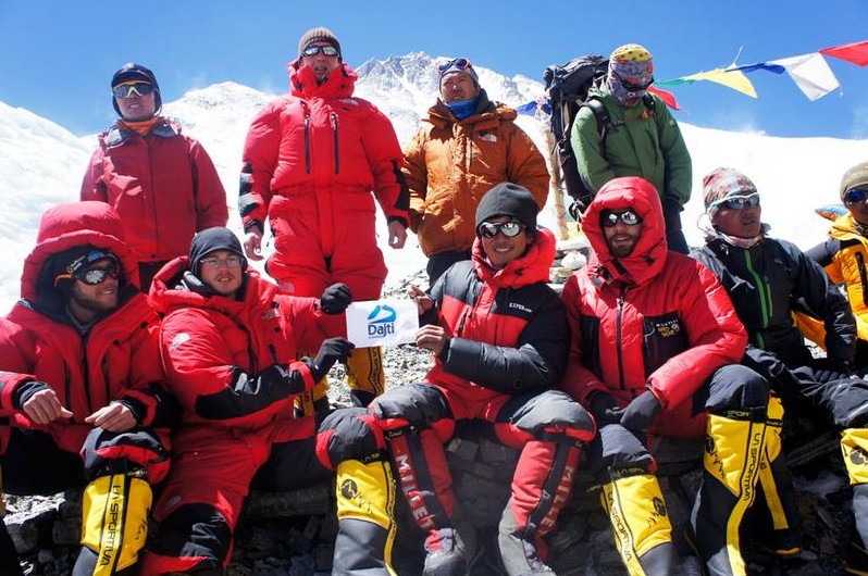 Shkence toke at emaze Presentation