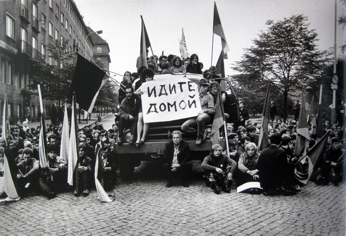 The Prague Spring at emaze Presentation