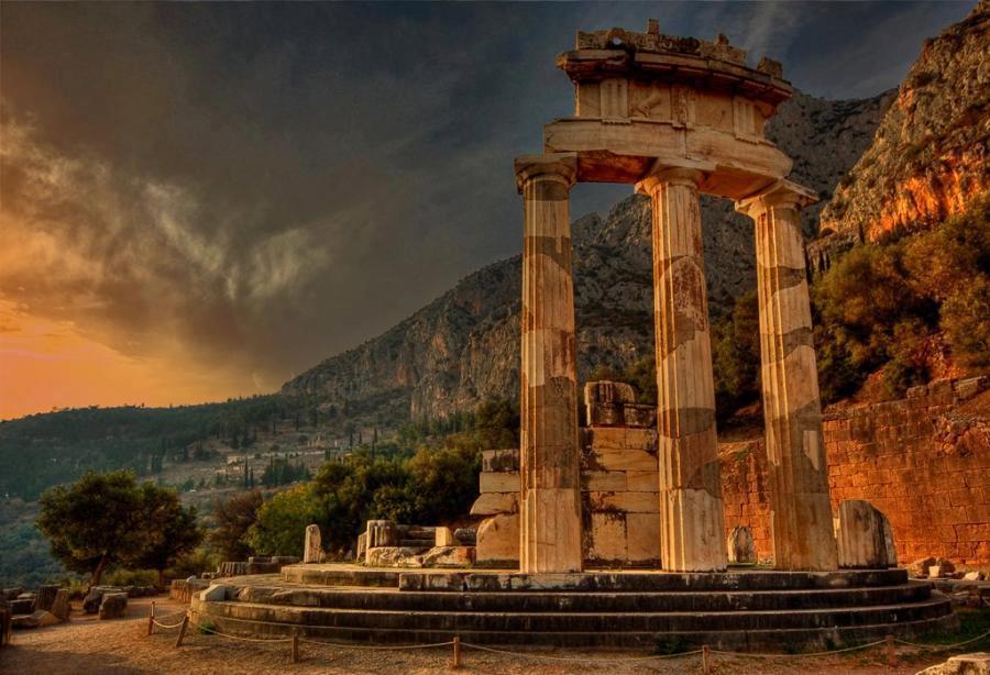 El monte Parnaso on emaze