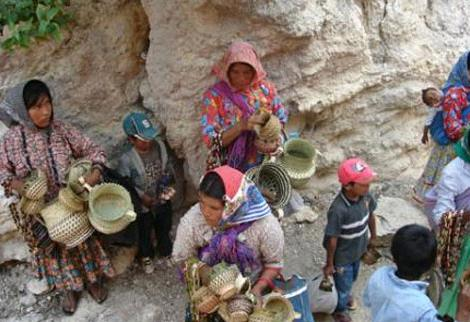 "Los Pimas" on emaze