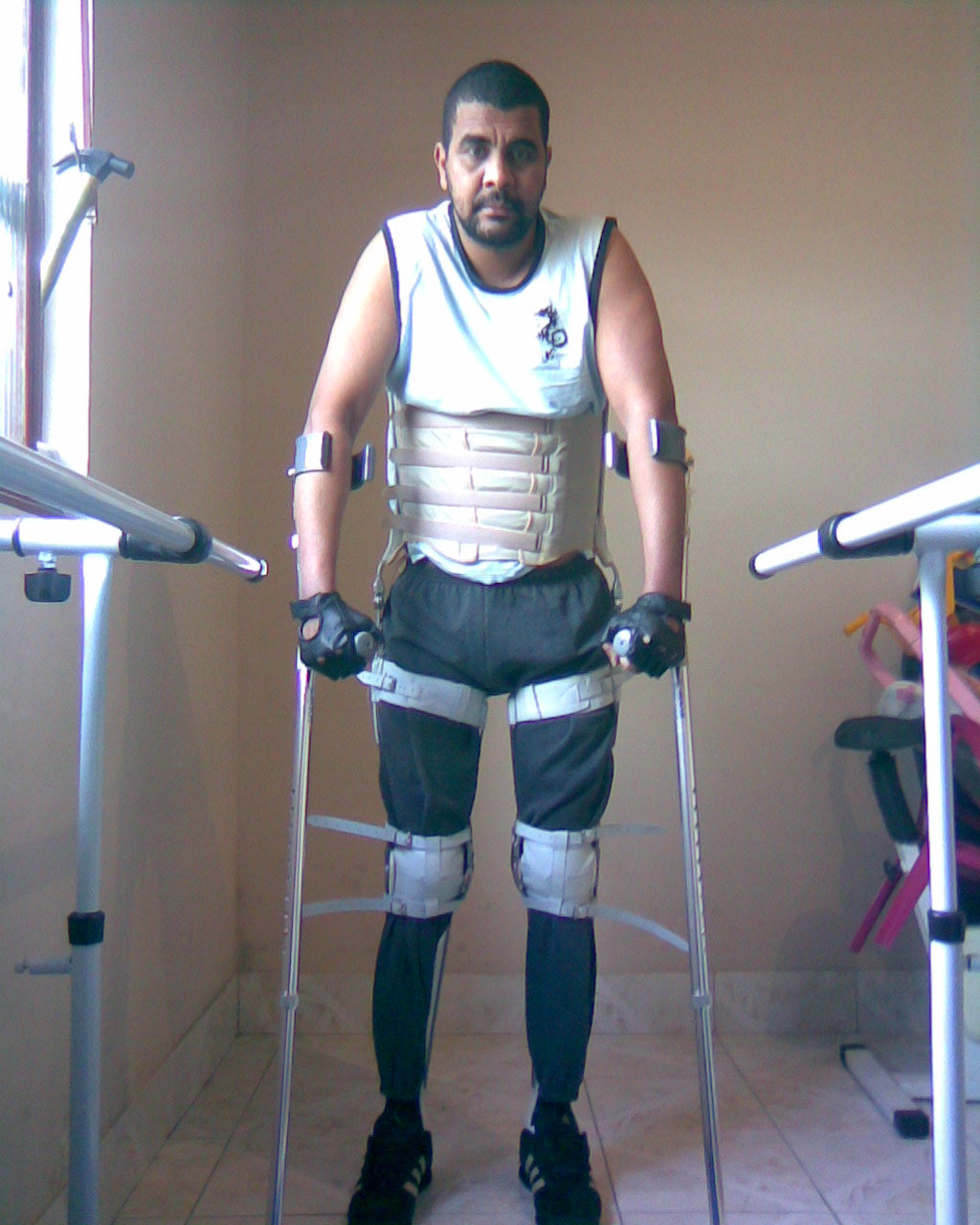 REABILITAÇÃO APÓS LESÃO MEDULAR.pptx on emaze