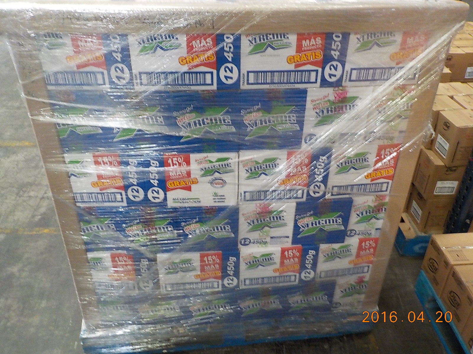 Empaques y Embalajes at emaze Presentation