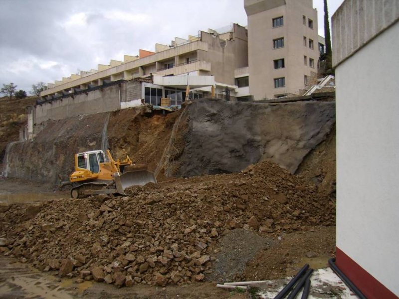 Estabilidad de Taludes at emaze Presentation