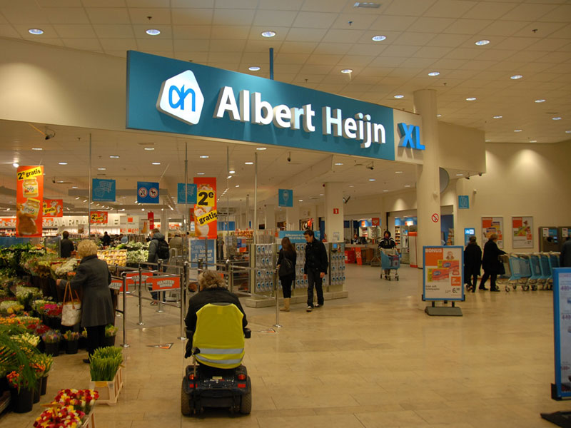 Marketingmix en-strategie van Coca-Cola en Albert Heijn on emaze