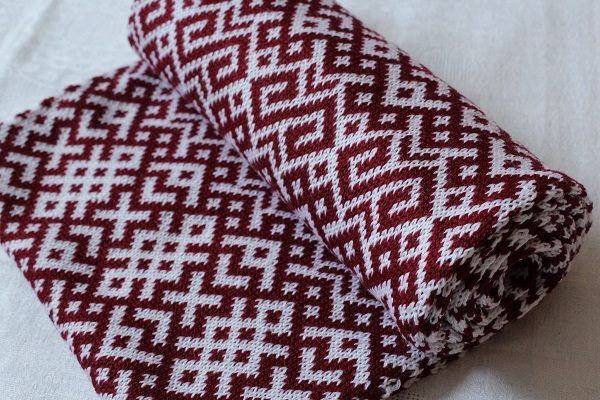 Latviešu rakstu zīmes un ornamenti copy1 on emaze