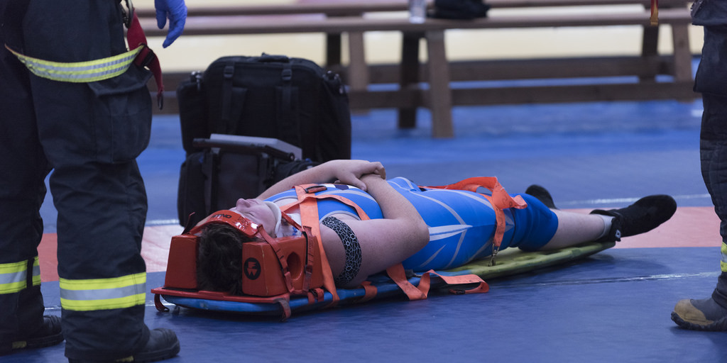 Injuries in wrestling at emaze Presentation