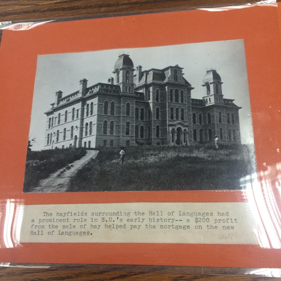 Hall of Languages at emaze Presentation