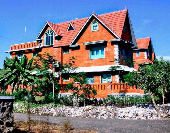 PUCCA HOUSE AND CARAVAN HOUSE On Emaze