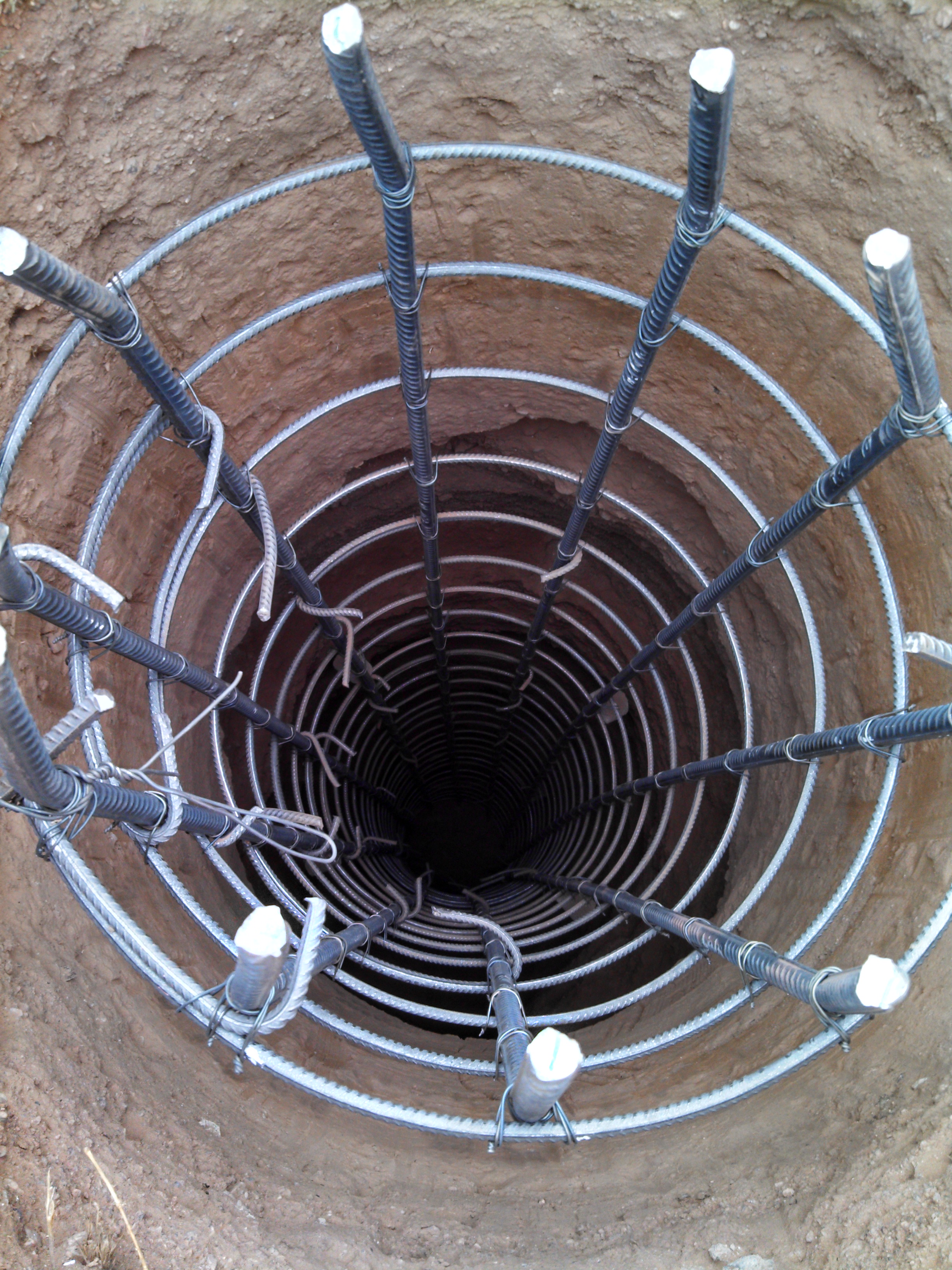 Pilotes at emaze Presentation