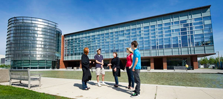 UOIT at emaze Presentation
