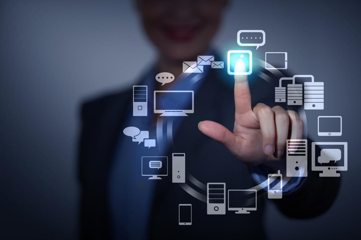 Multimedia en los Negocios on emaze