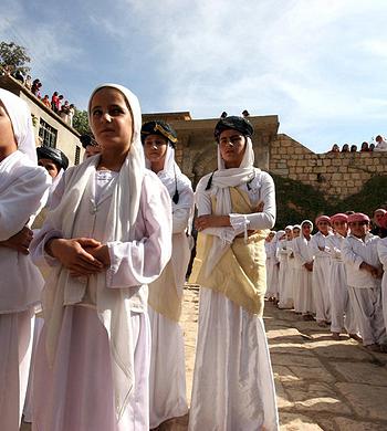 Introduction to Yezidism at emaze Presentation