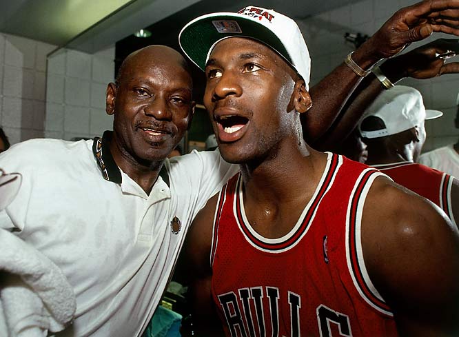 Michael Jordan at emaze Presentation