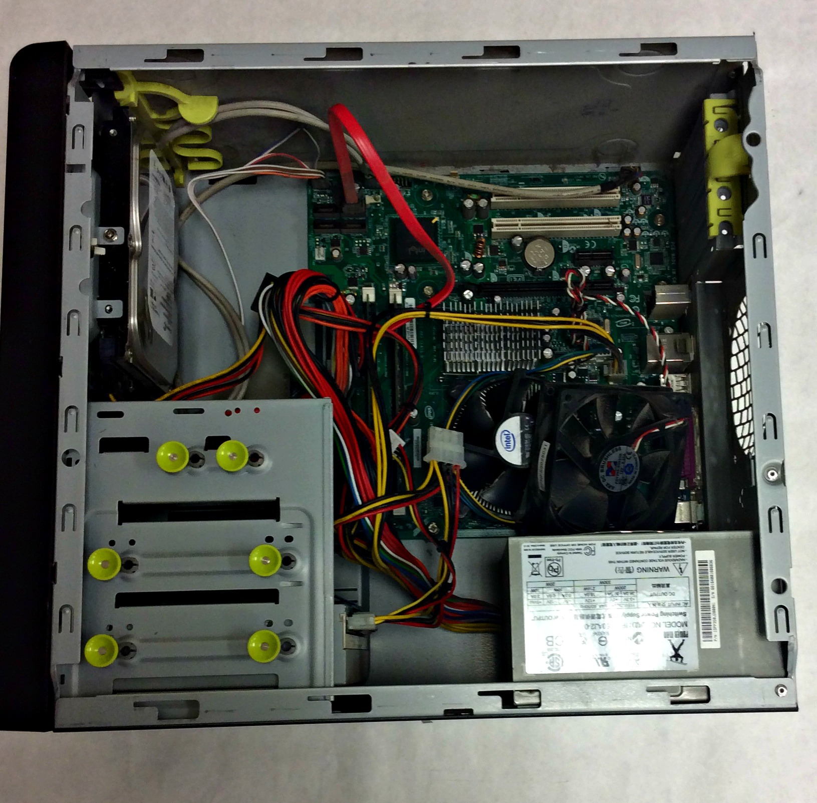 Computer Parts at emaze Presentation