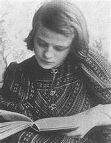 Irena Sendler at emaze Presentation