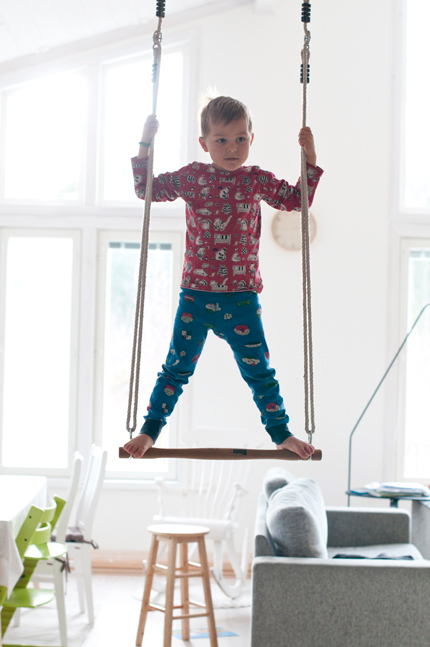 TRAPETS at emaze Presentation