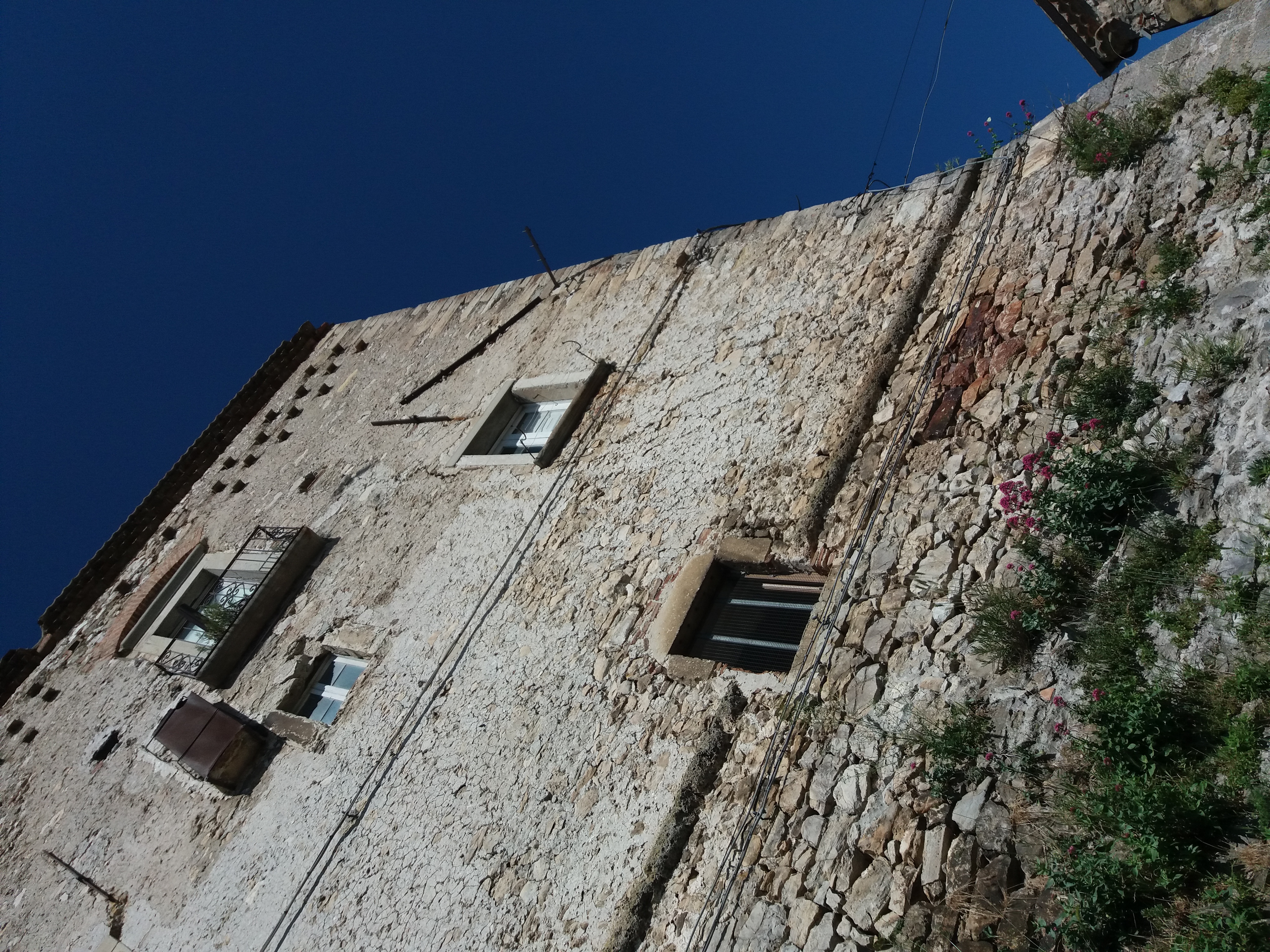 Castello Montazzoli on emaze