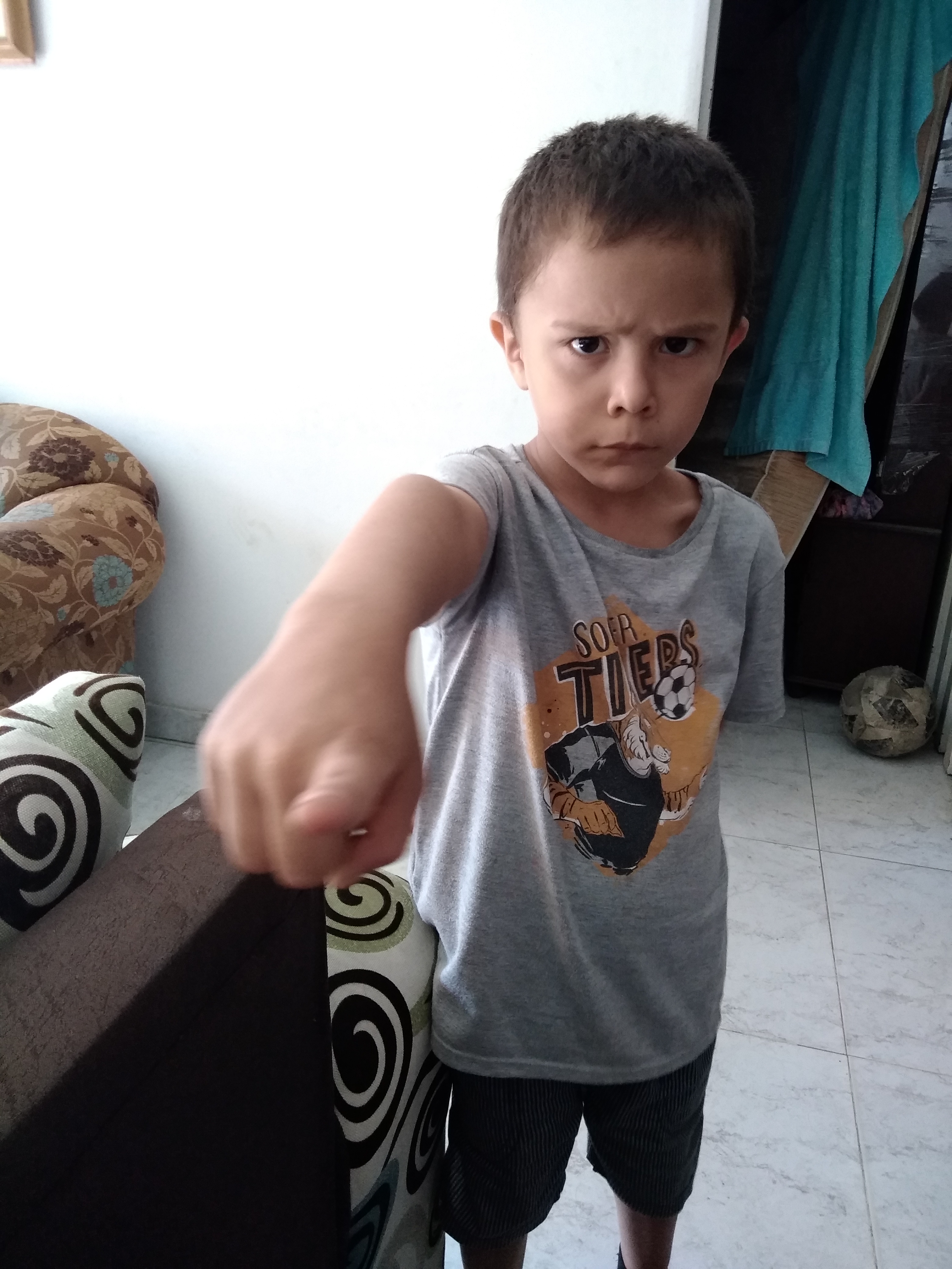 COMUNICACION NO VERBAL on emaze