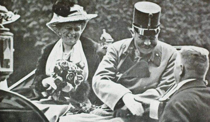 shqiptaret at emaze Presentation