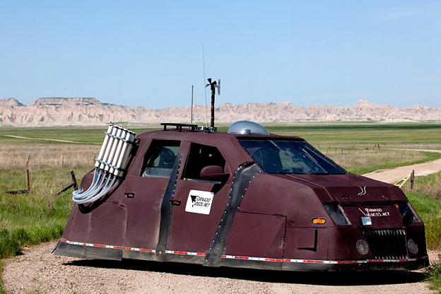 TORNADO CHASERS on emaze