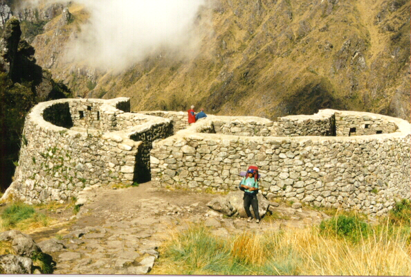 lOS INCAS Síntesis copy1 on emaze
