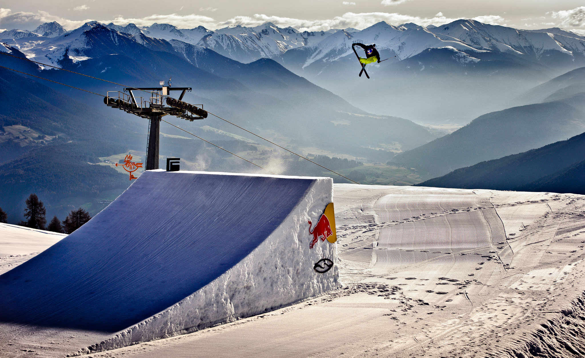 Freeskiing at emaze Presentation