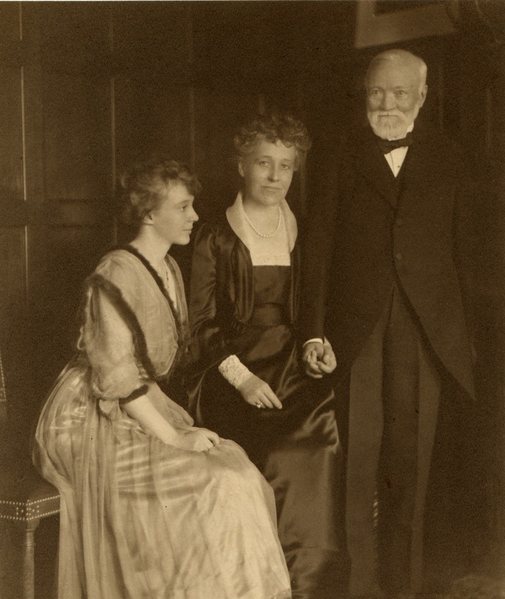 Andrew Carnegie at emaze Presentation