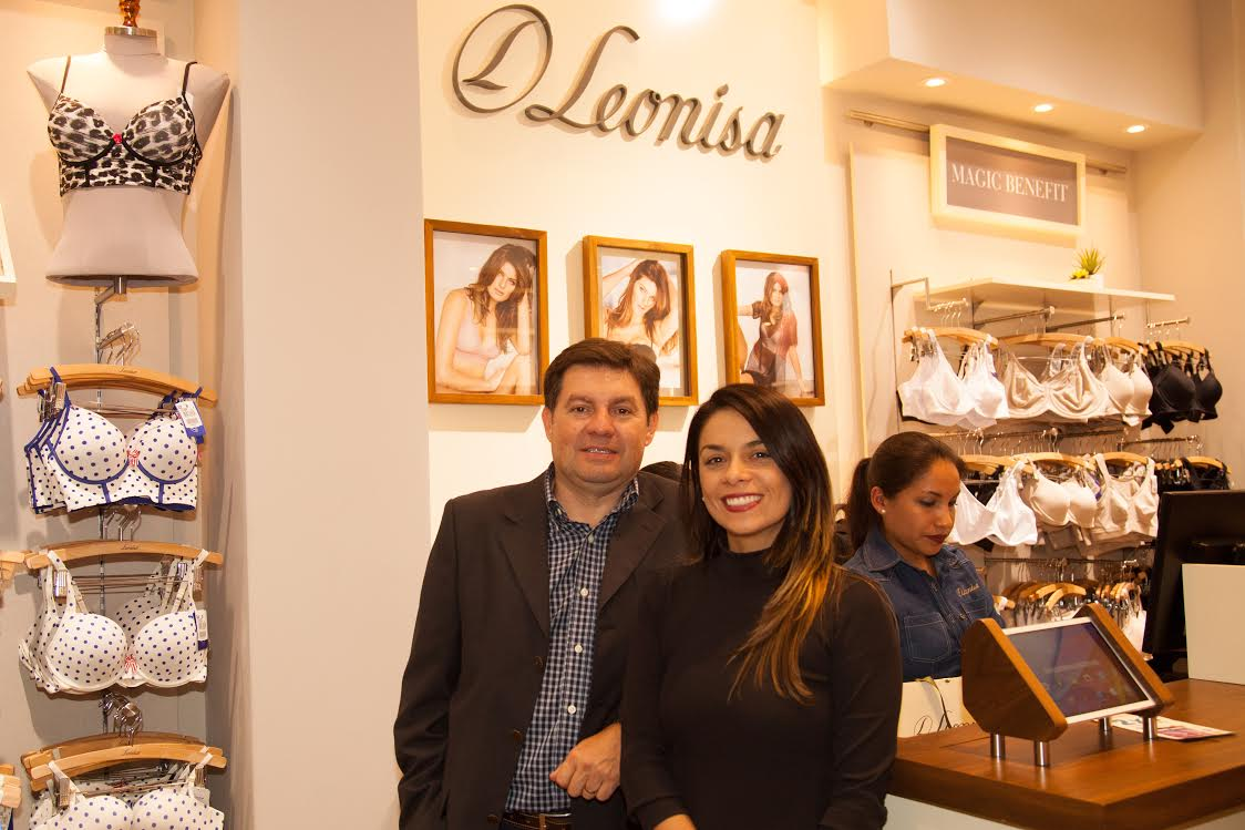 LEONISA at emaze Presentation