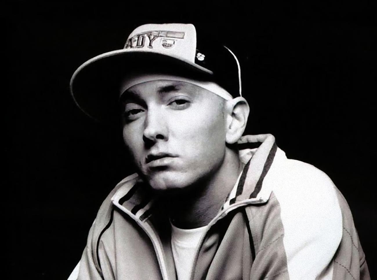 Eminem on emaze