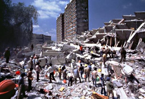 SISMOS at emaze Presentation