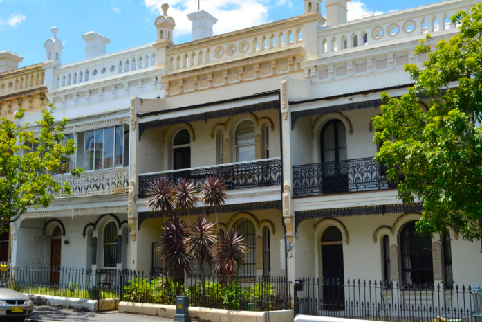 Key Differences between the suburbs of Claymore and Glebe at emaze ...