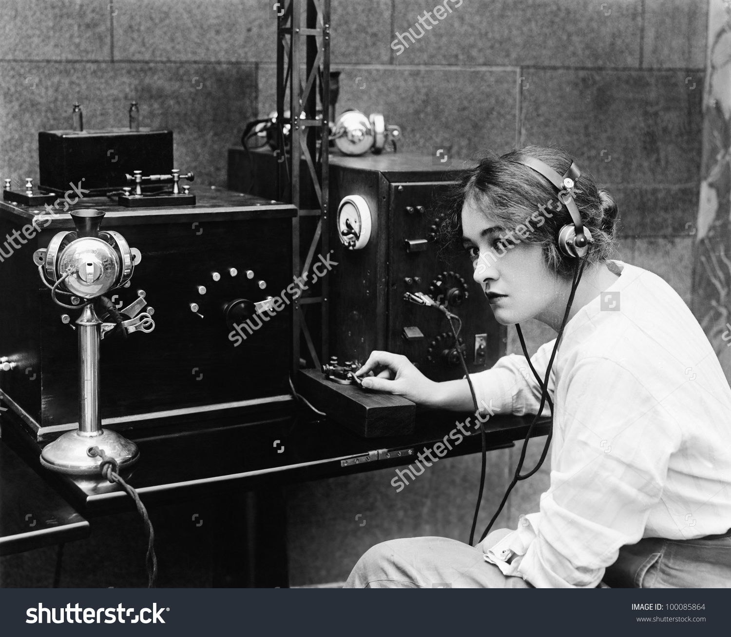 Morse Code at emaze Presentation