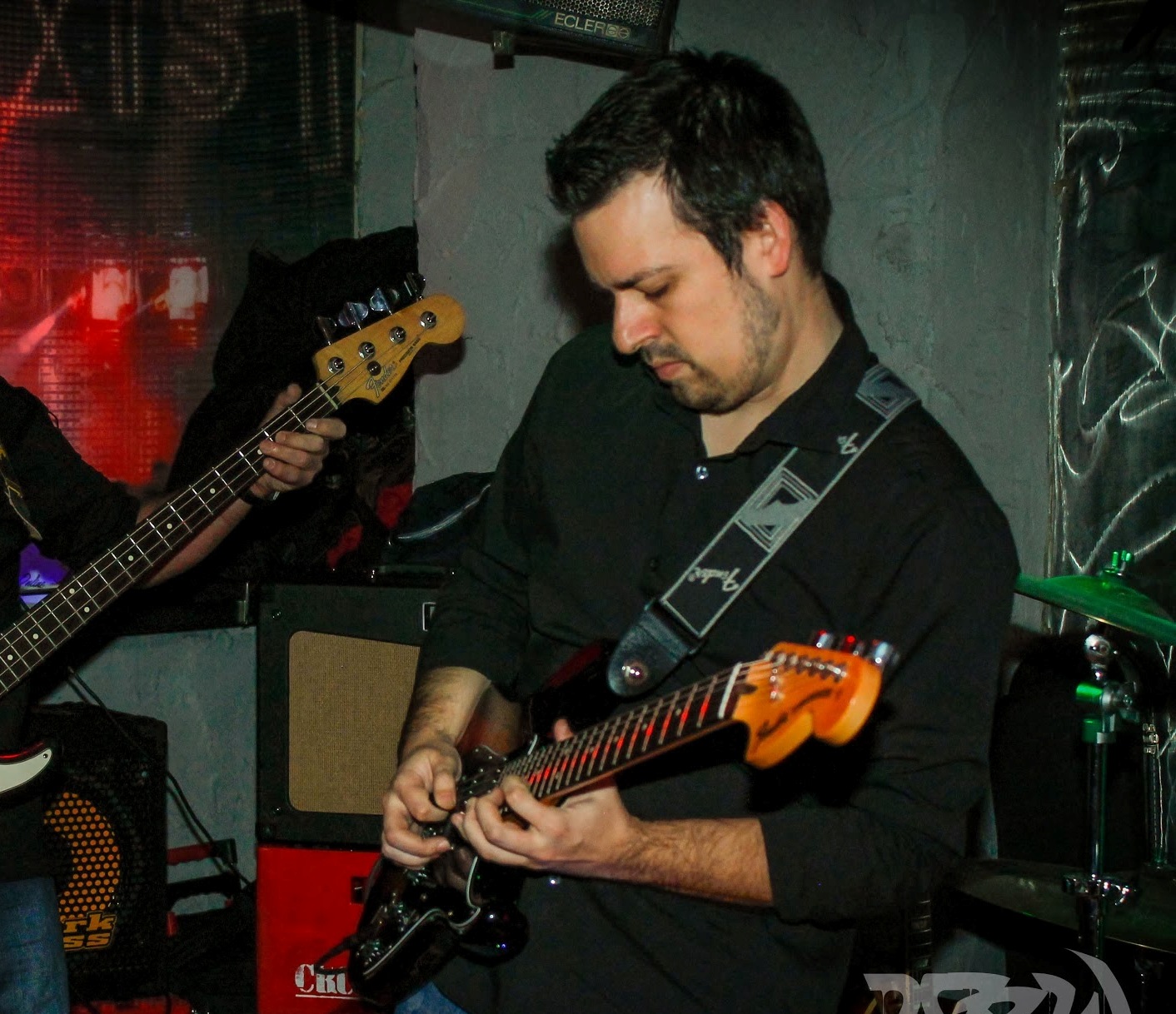 DINAMO Rock Band at emaze Presentation