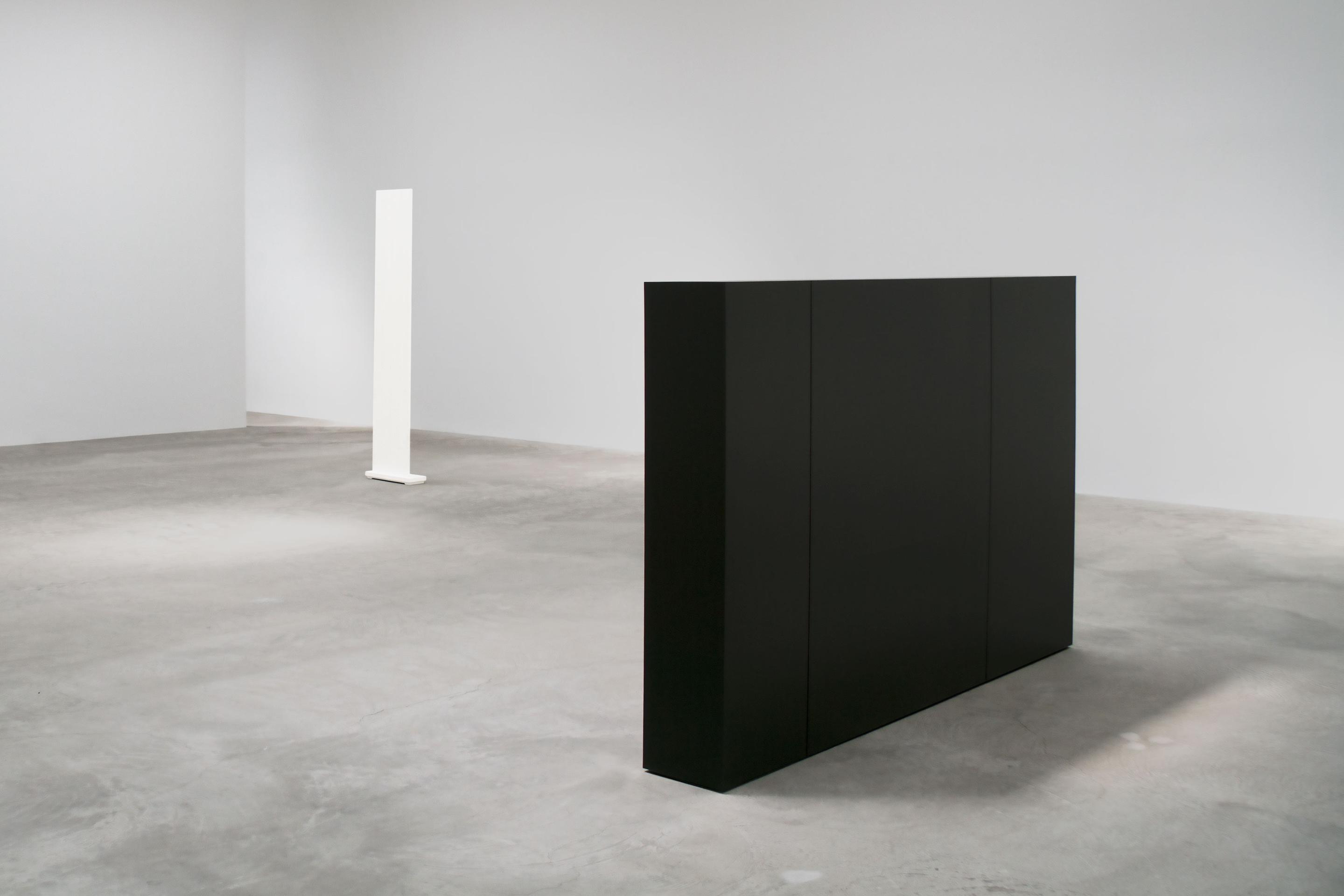 Minimalism in design and why its taking over. at emaze Presentation