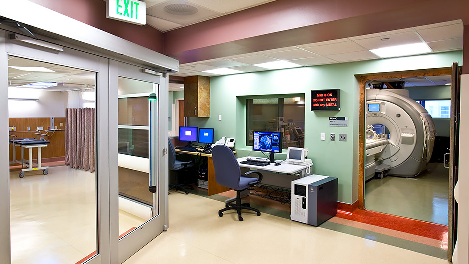MRI at emaze Presentation