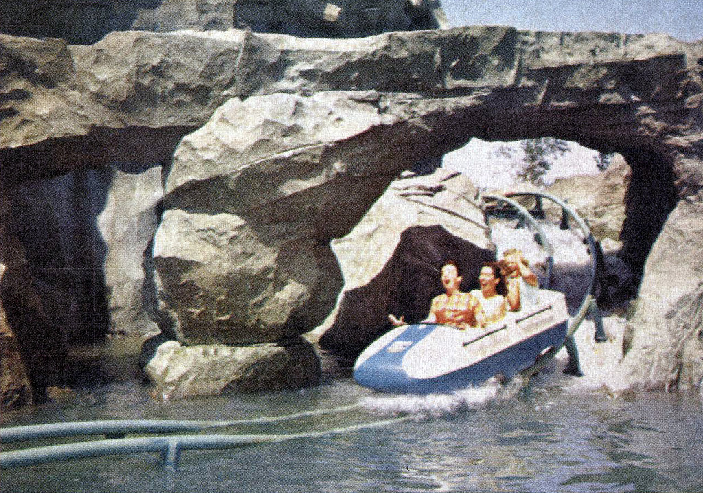 MATTERHORN BOBSLEDS at emaze Presentation